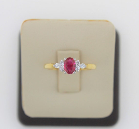 Ruby Engagement Ring // Solid Sterling Silver. Lab Cr… - Gem