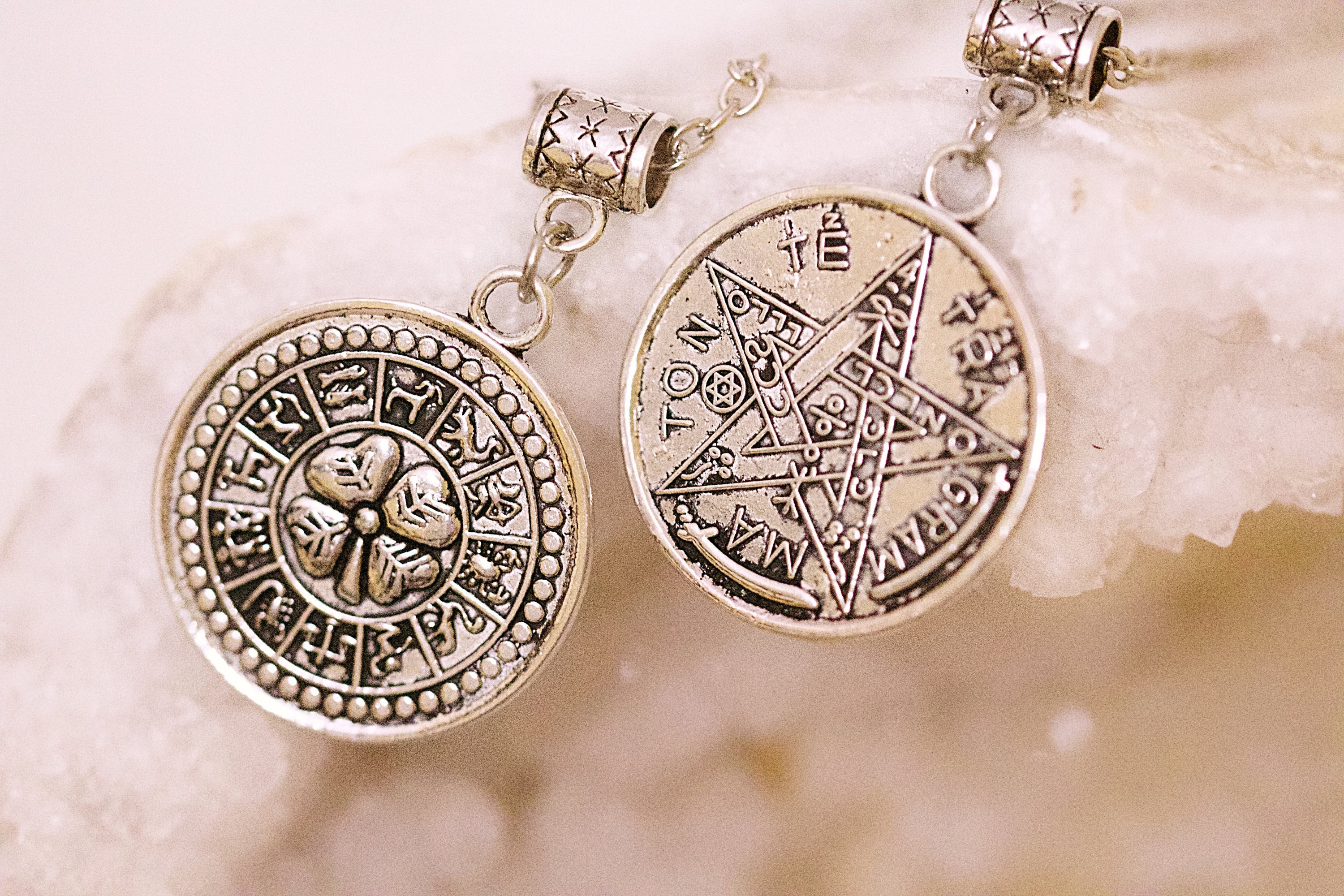 Zodiac Wheel Necklace Pentagram Wiccan Amulet Four Leaf | Etsy