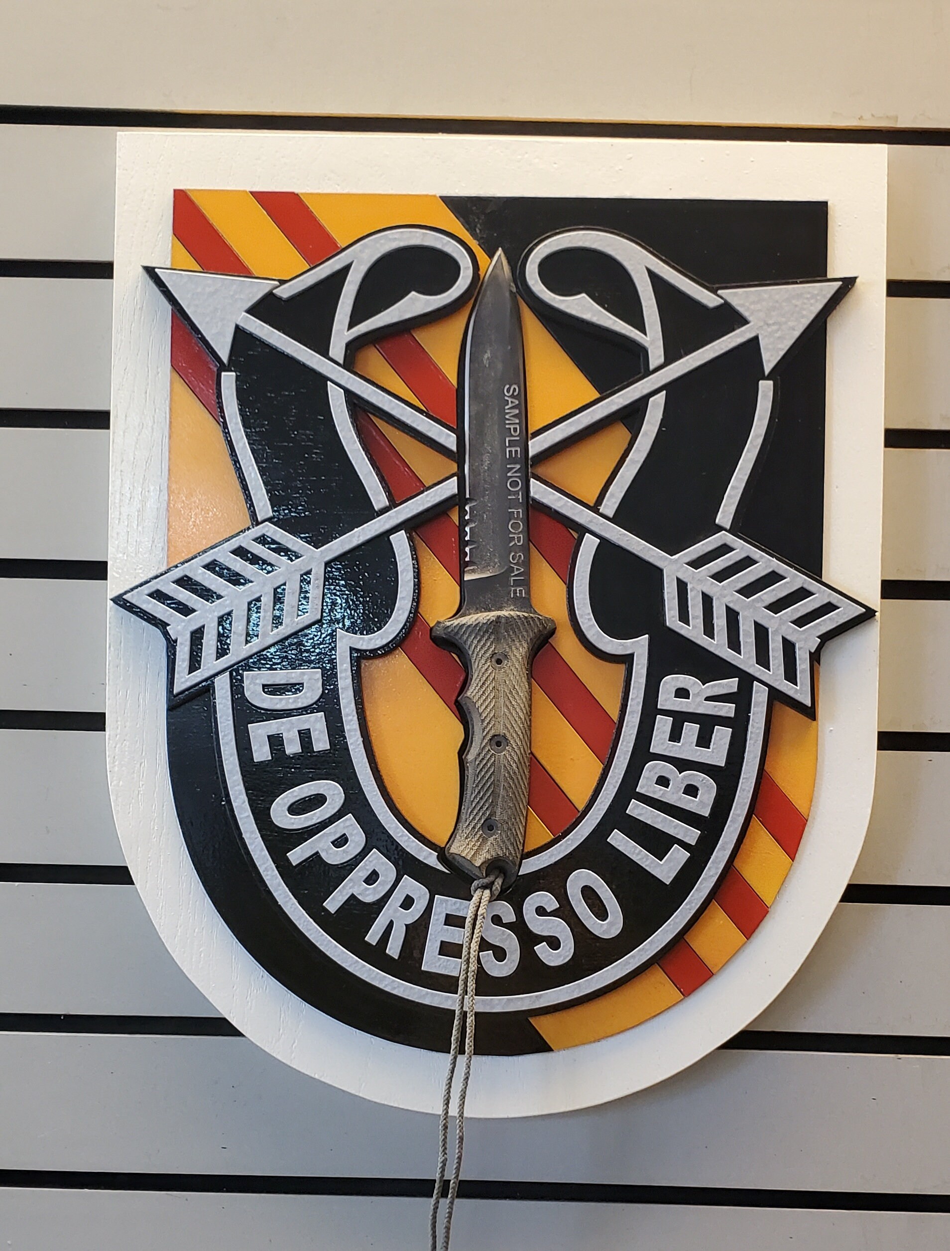 Flash & Crest Yarborough Knife Holder - Etsy