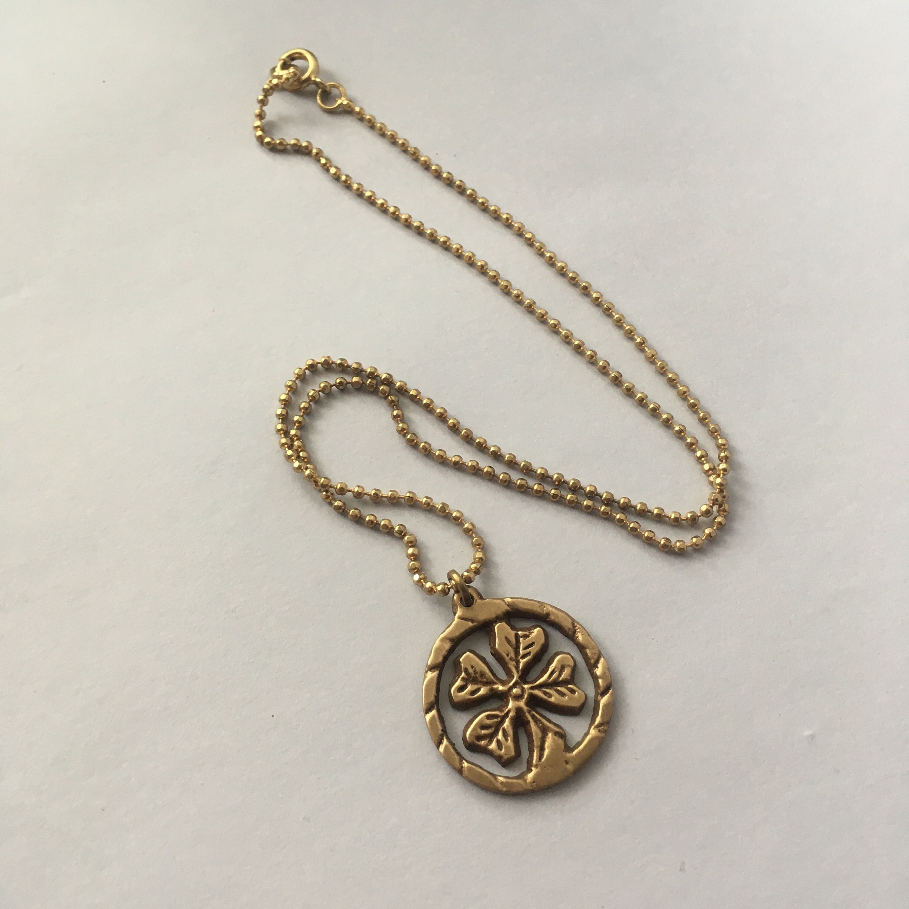 Vintage Brass Four Leaf Clover Pendant Necklace - Etsy