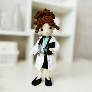 DOCTOR Crochet Pattern, Amigurumi Doctor Pattern, Crochet Doctor Doll ...