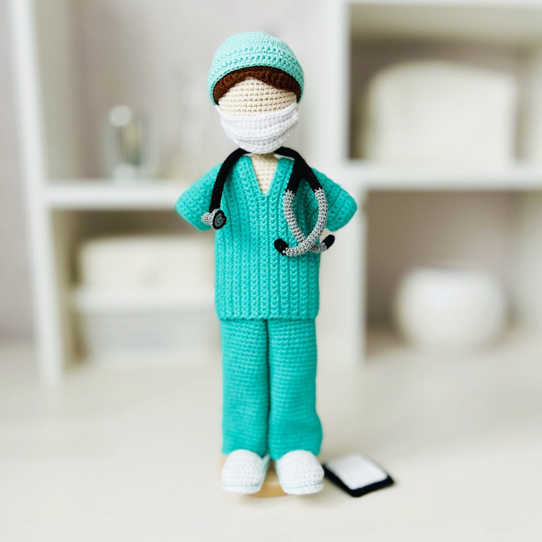 Amigurumi Doctor Doll Clothes Pattern, Crochet Doctor Doll Outfit ...