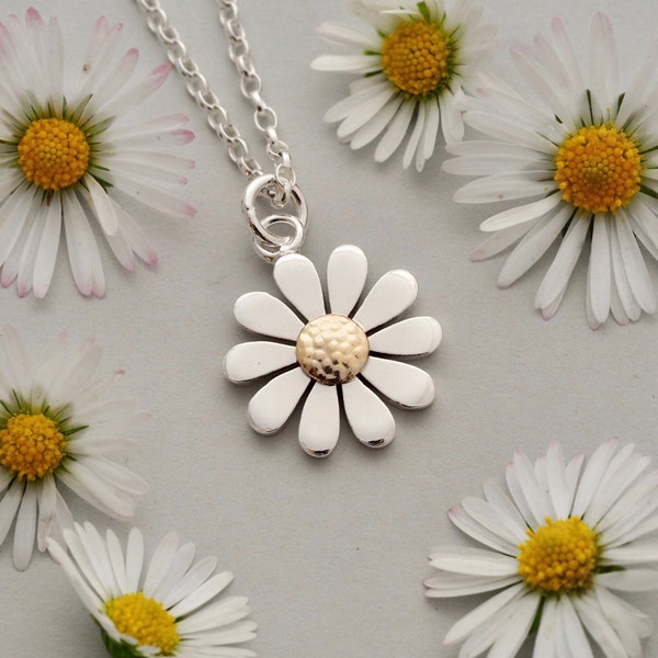 Daisy Necklace - Etsy