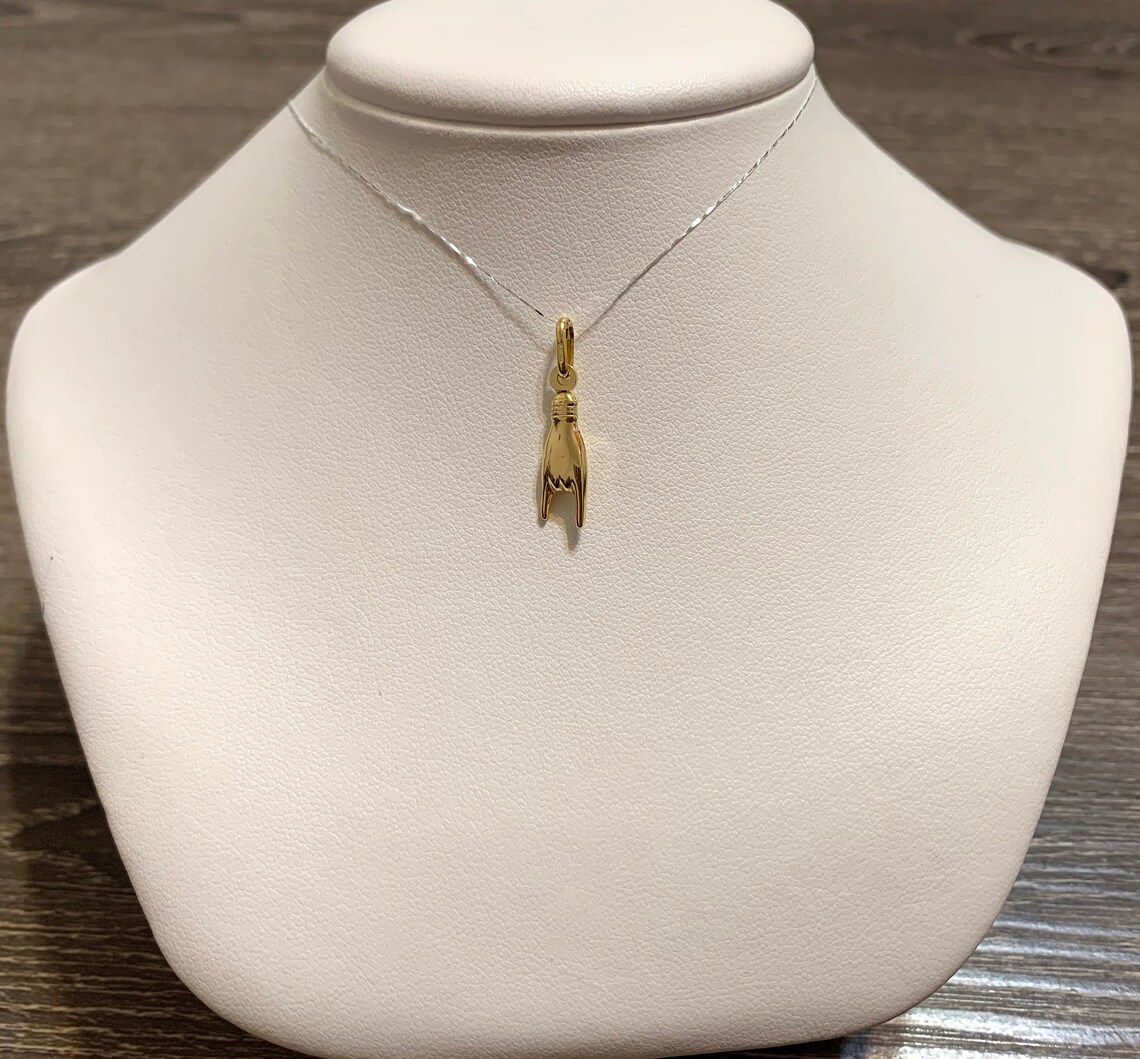 18k Yellow Gold Lucky Winner Sign Pendant(0.75" and 1.1"inch Length ...