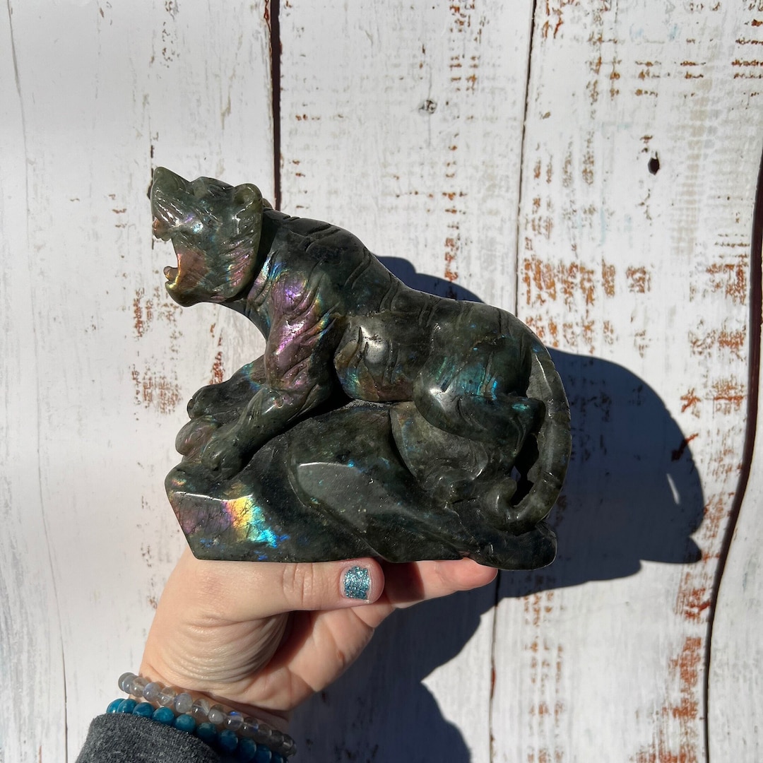 Purple Labradorite Crystal Tiger - Labradorite Tiger Carving ...