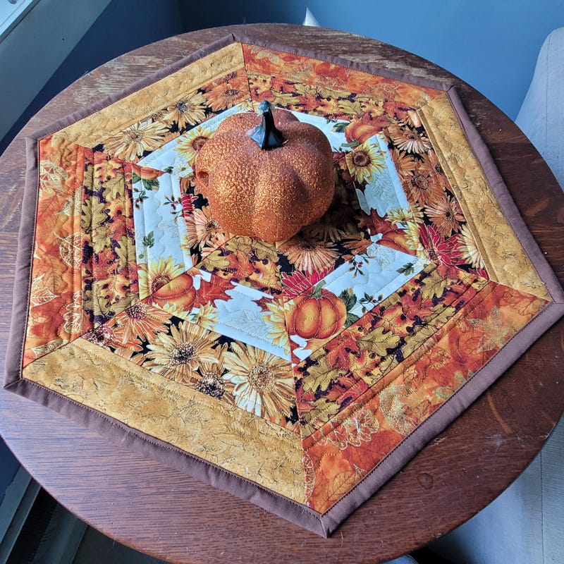 Hexagon Table Runner - Etsy