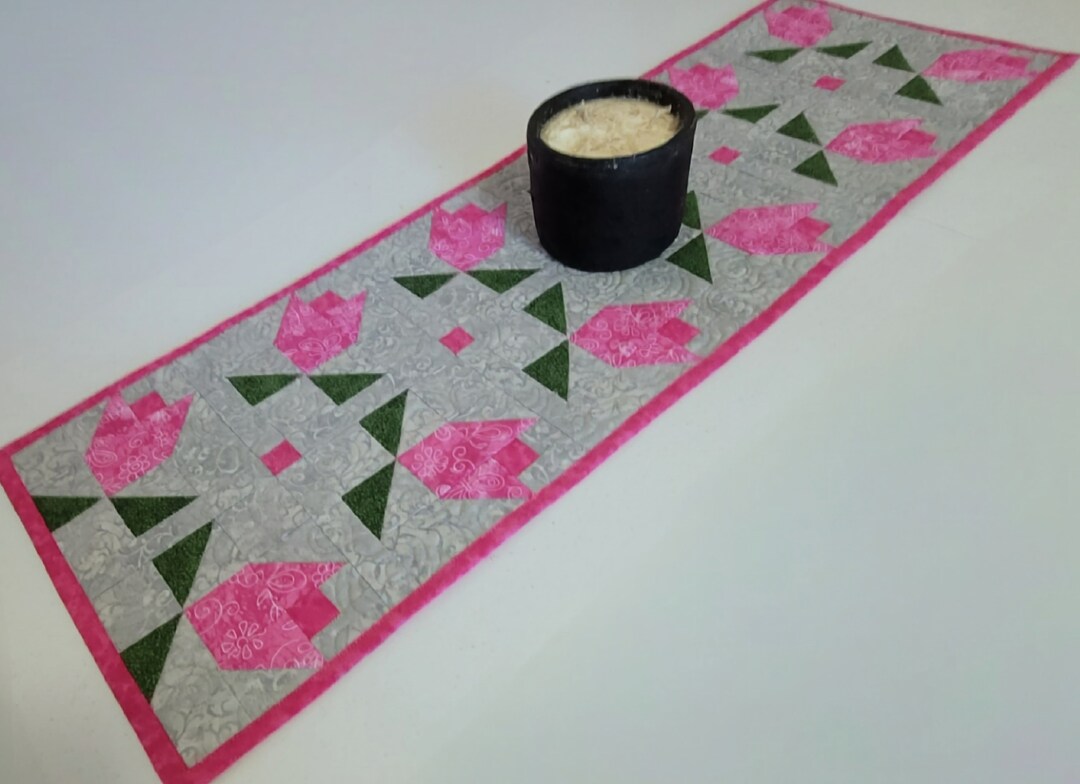 Pink Tulip Table Runner. Spring Table Runner, 13 X 40 Table Runner ...