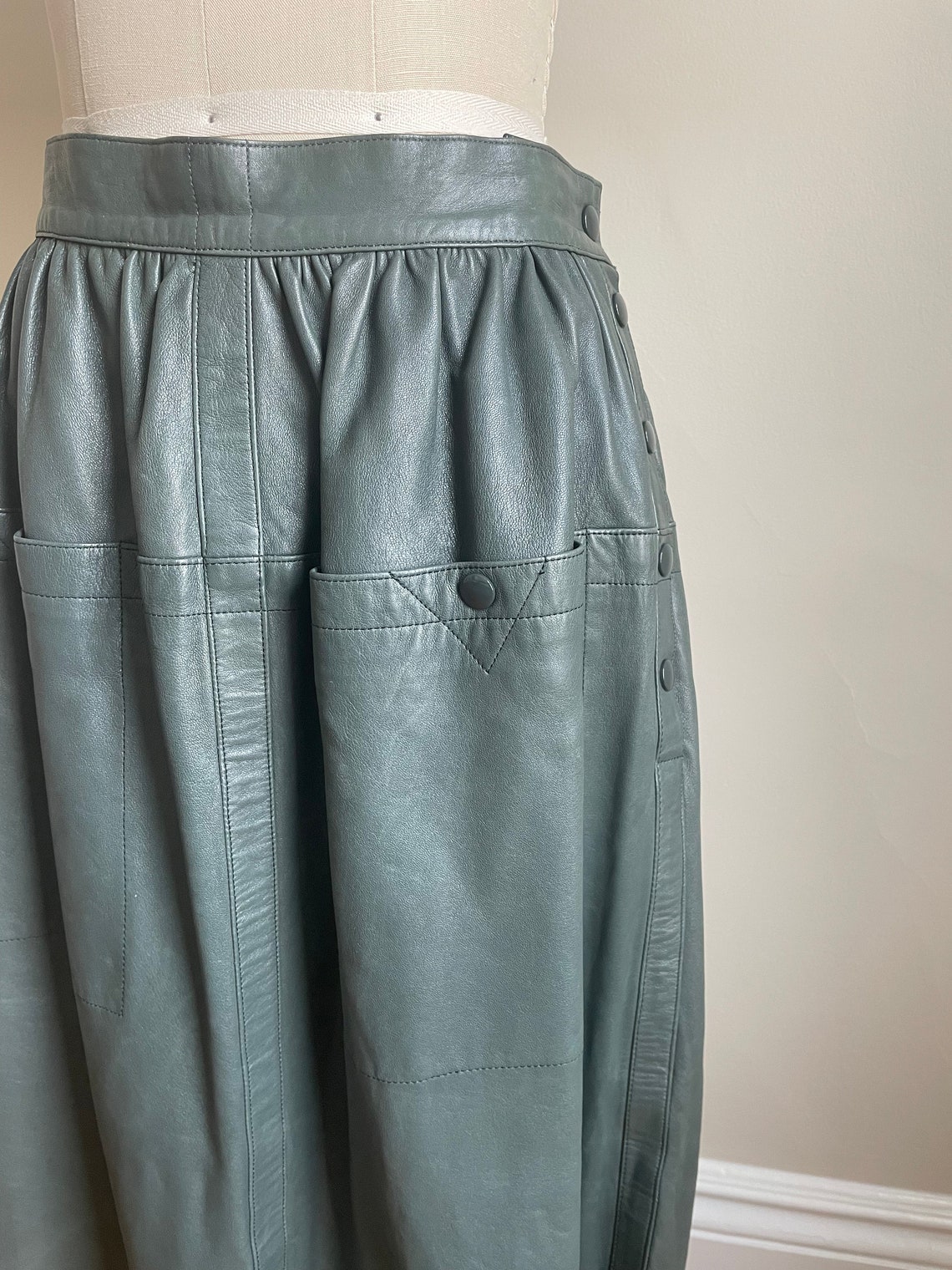 1980's Escada Green Leather Skirt - Etsy