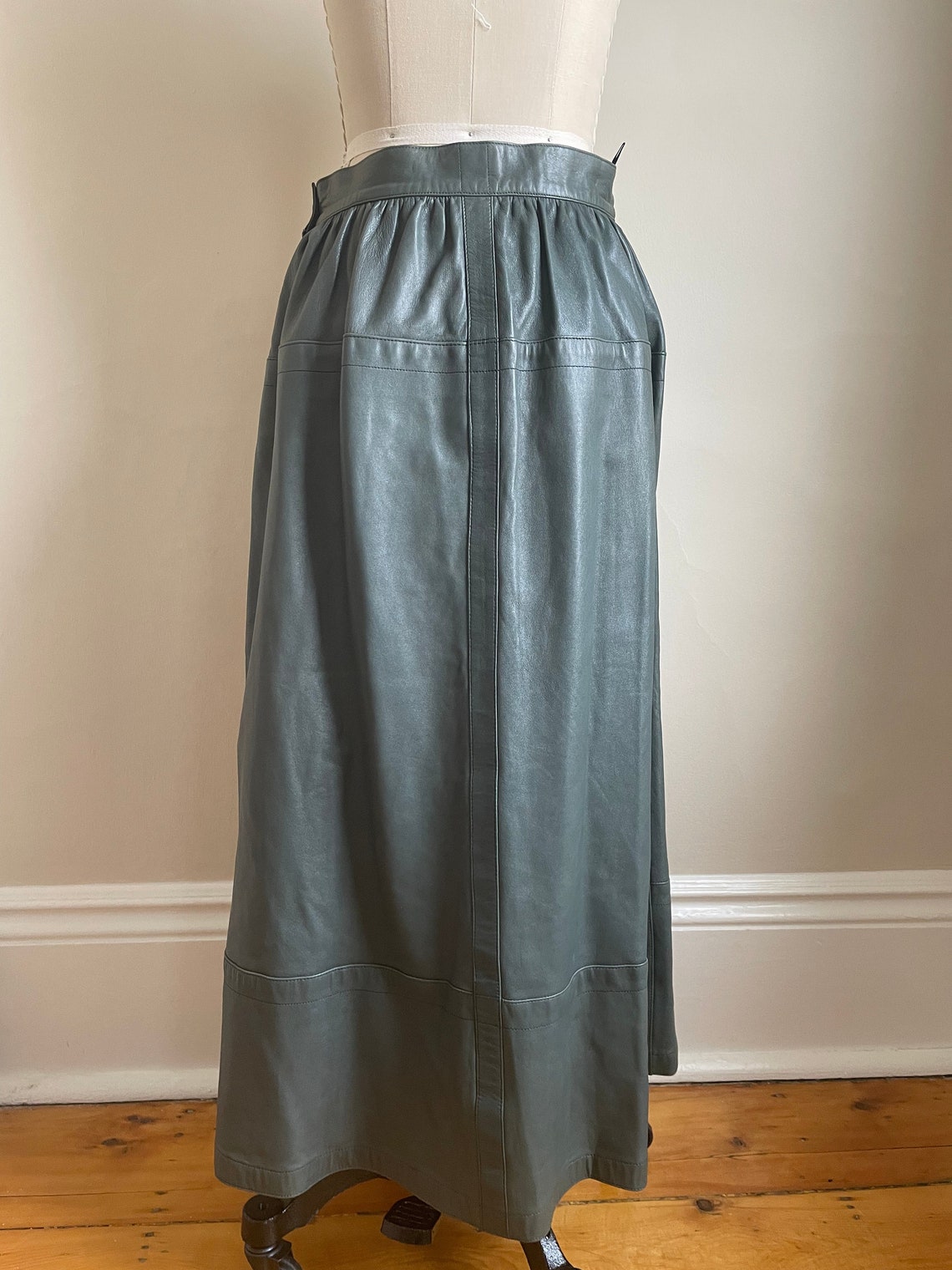 1980's Escada Green Leather Skirt - Etsy