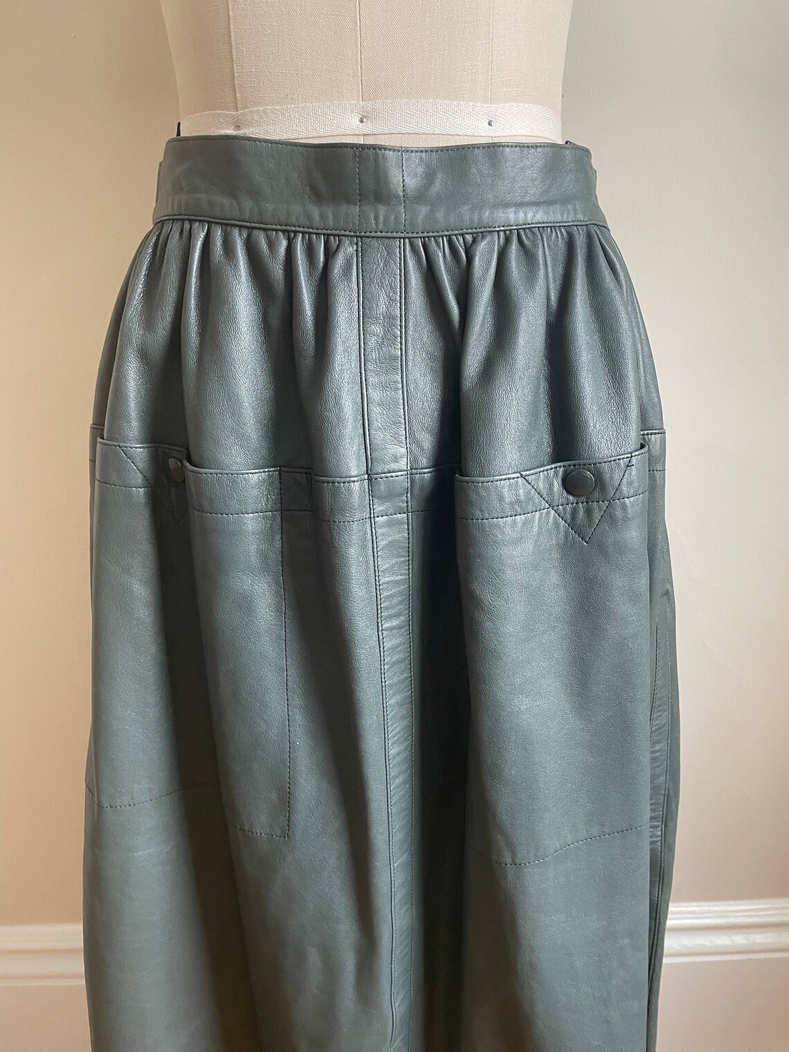 1980's Escada Green Leather Skirt - Etsy
