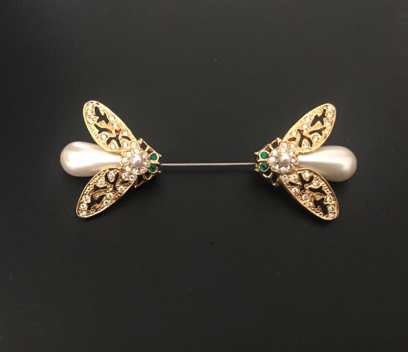 Rare Vintage Jabot Pin. Two Bees. Gold Tone Metal, Crystals and Faux ...