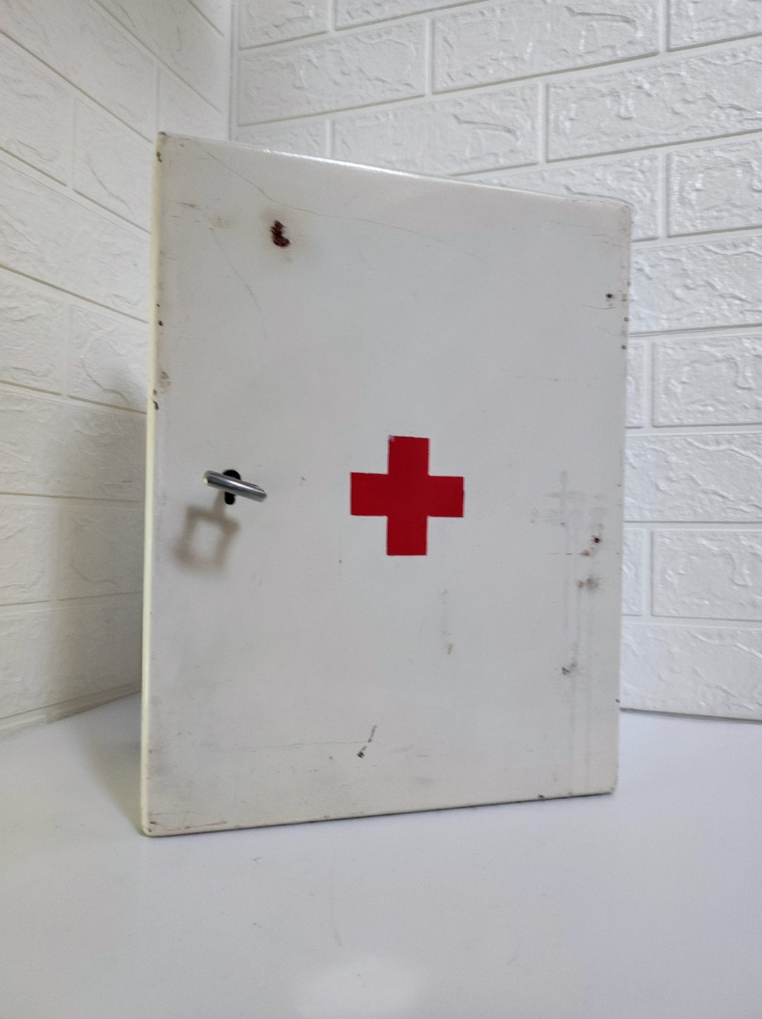 Vintage Medical Locker / Metal First Aid Cabinet / Red Cross Cabinet ...