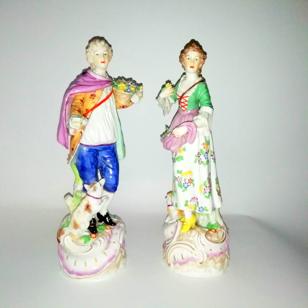 Antigua Vienna Royal Couple Porcelain Figure / Ackerman & Fritze Royal ...