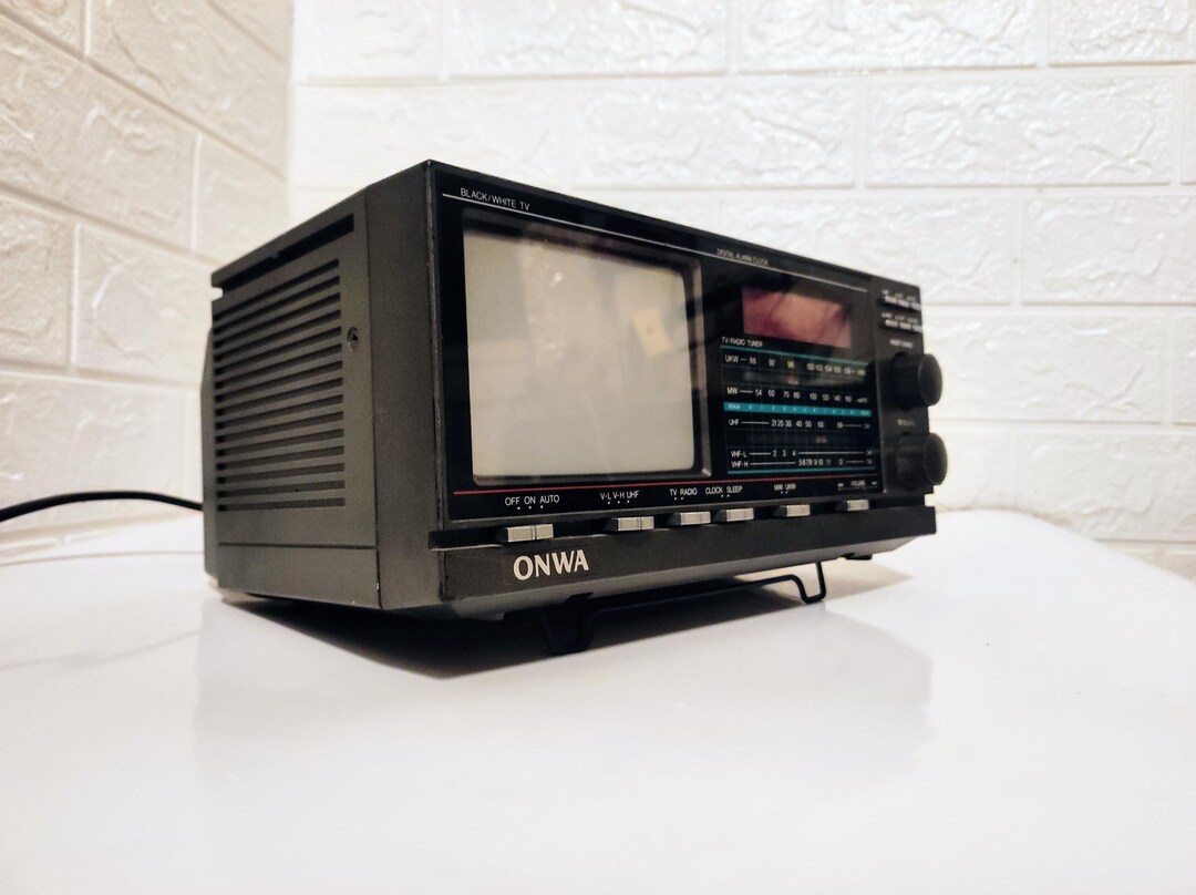 Vintage Portable TV Device and Clock Radio / Retro Tv/ Onwa TVR-705 Tv ...