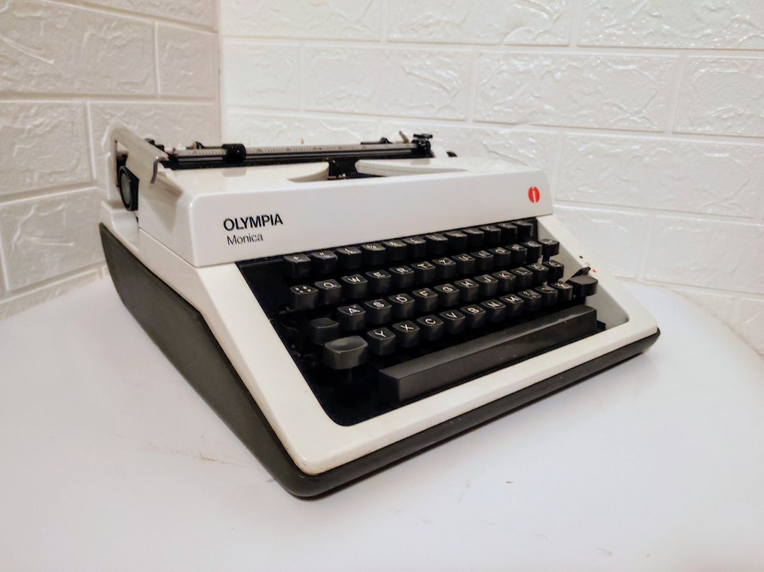 Vintage Portable Typewriter/ Retro White Typewriter/ Olympia Monica ...