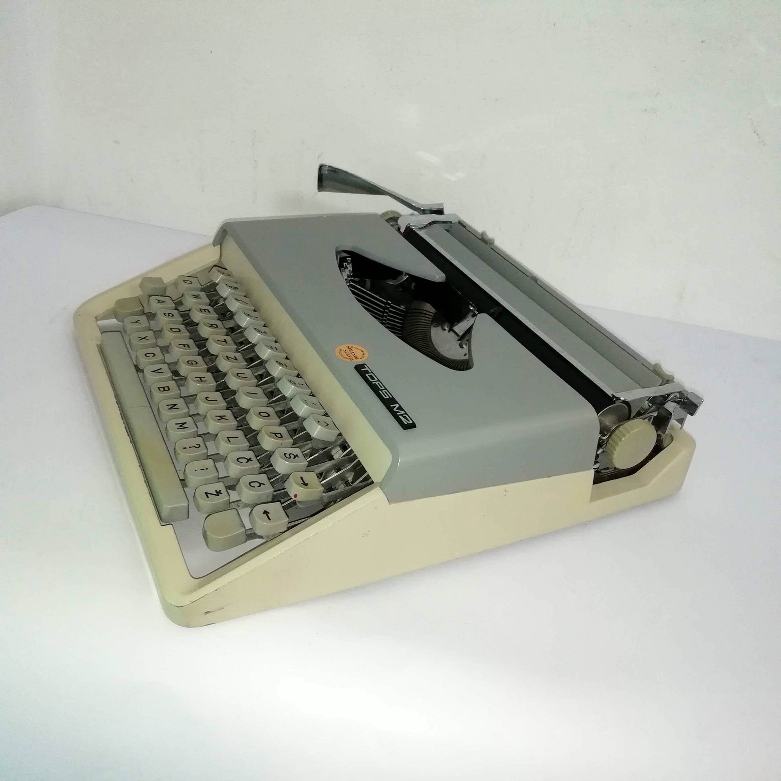 Vintage Typewriter / Typewriter With Case / TOPS M2 Typewriter - Etsy