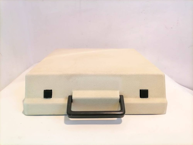 Vintage Typewriter / Typewriter With Box/ Unis Tbm De Luxe Typewriter ...