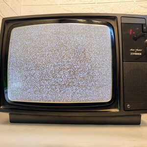 Retro Portable TV Fisher/ Black Plastic Tv/ Mid Century Colour Tv / Old ...