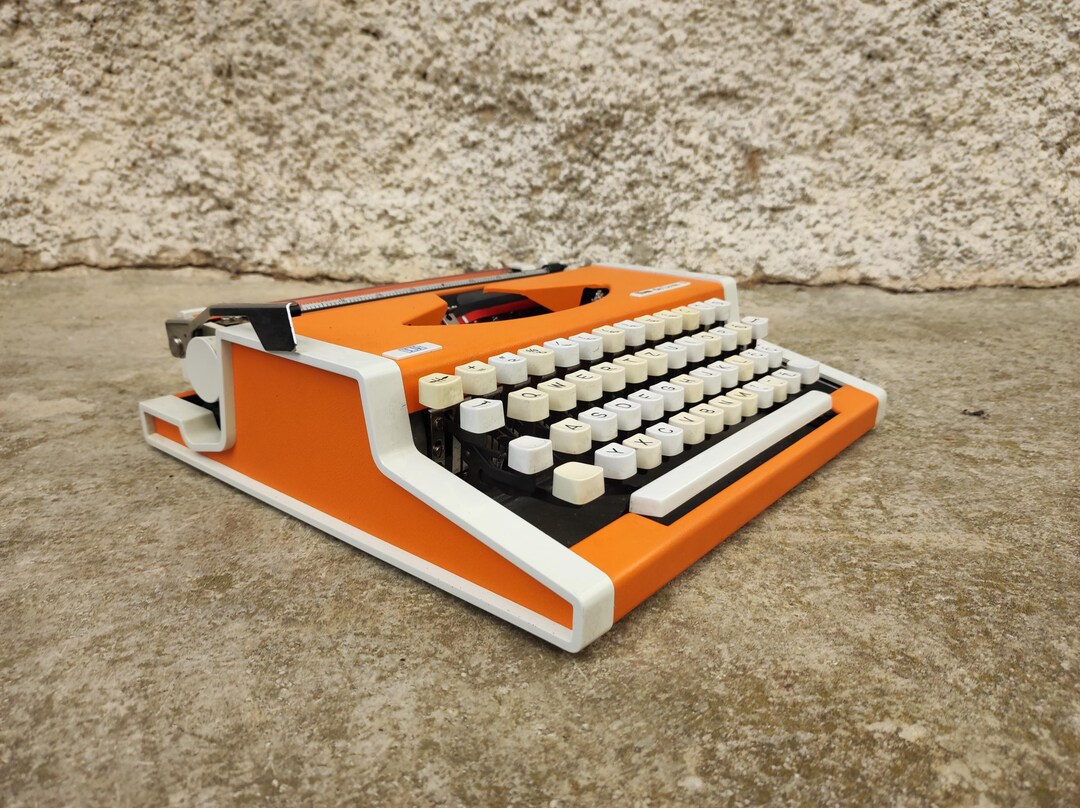 Vintage Mechanical Typewriter / Orange Working Typewriter / Typewriter ...