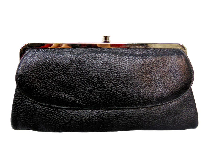 1970s Michael Rome Pebbled Leather Kiss Lock Clutch Wallet – Black ...