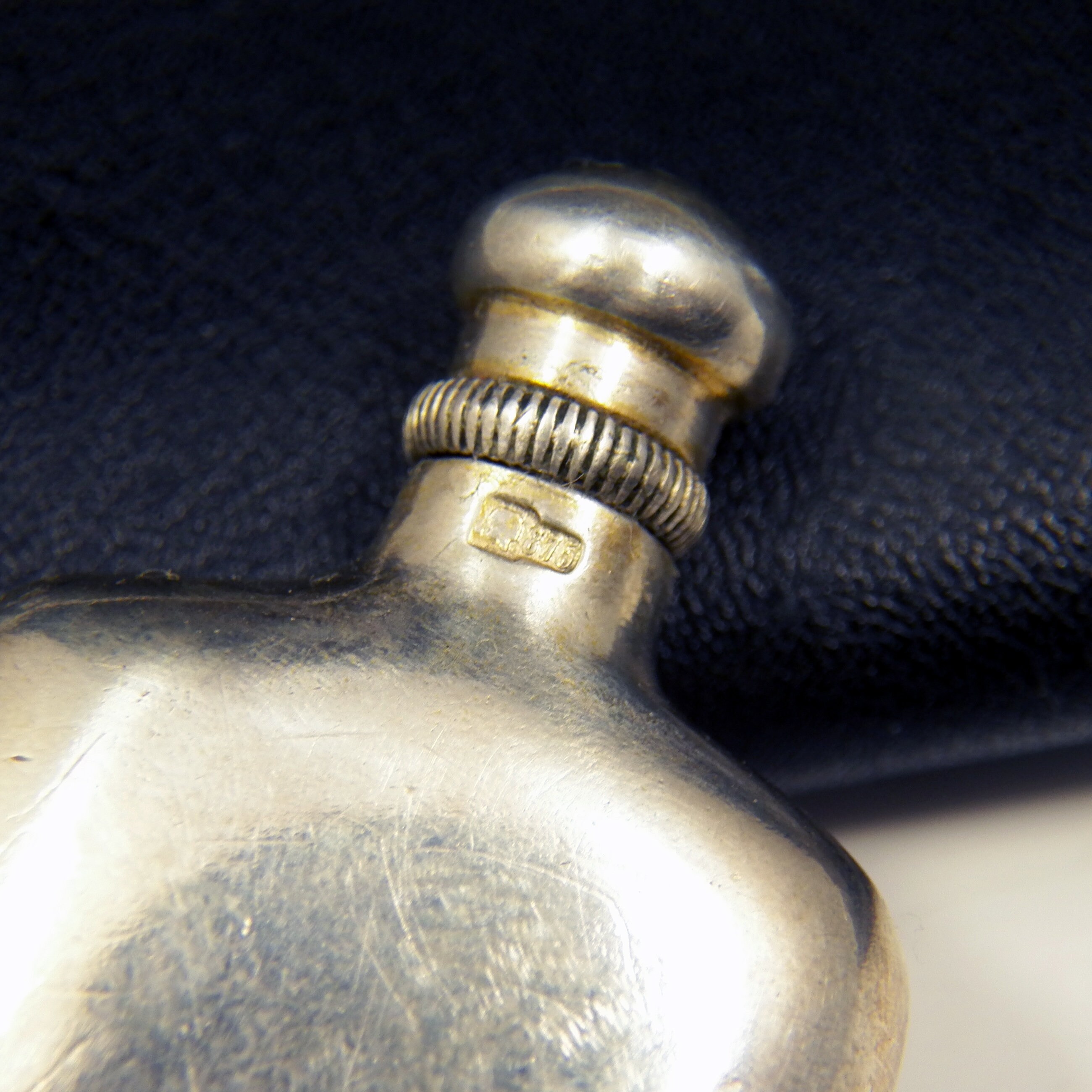 Vintage Perfume Bottle 875 Silver Foliate Engraved Flacon - Etsy