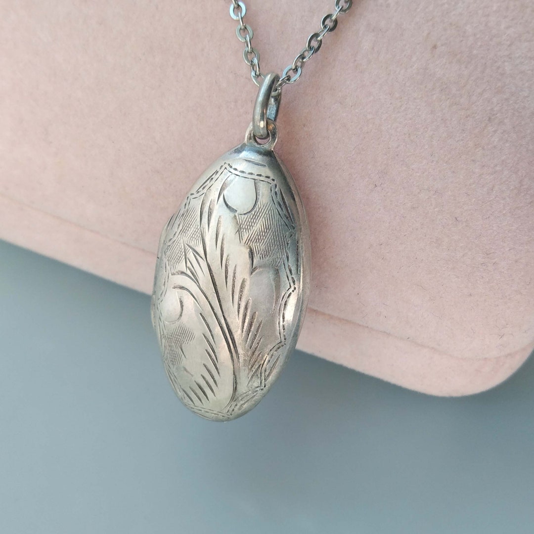 Etched Sterling Silver Locket, Oval Photo Pendant, Vintage Jewelry ...