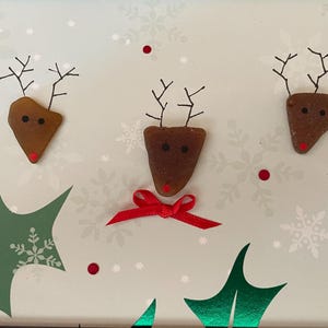 Seaglass Reindeer Picture – Coastal Christmas Wall Art - Holiday Decor ...