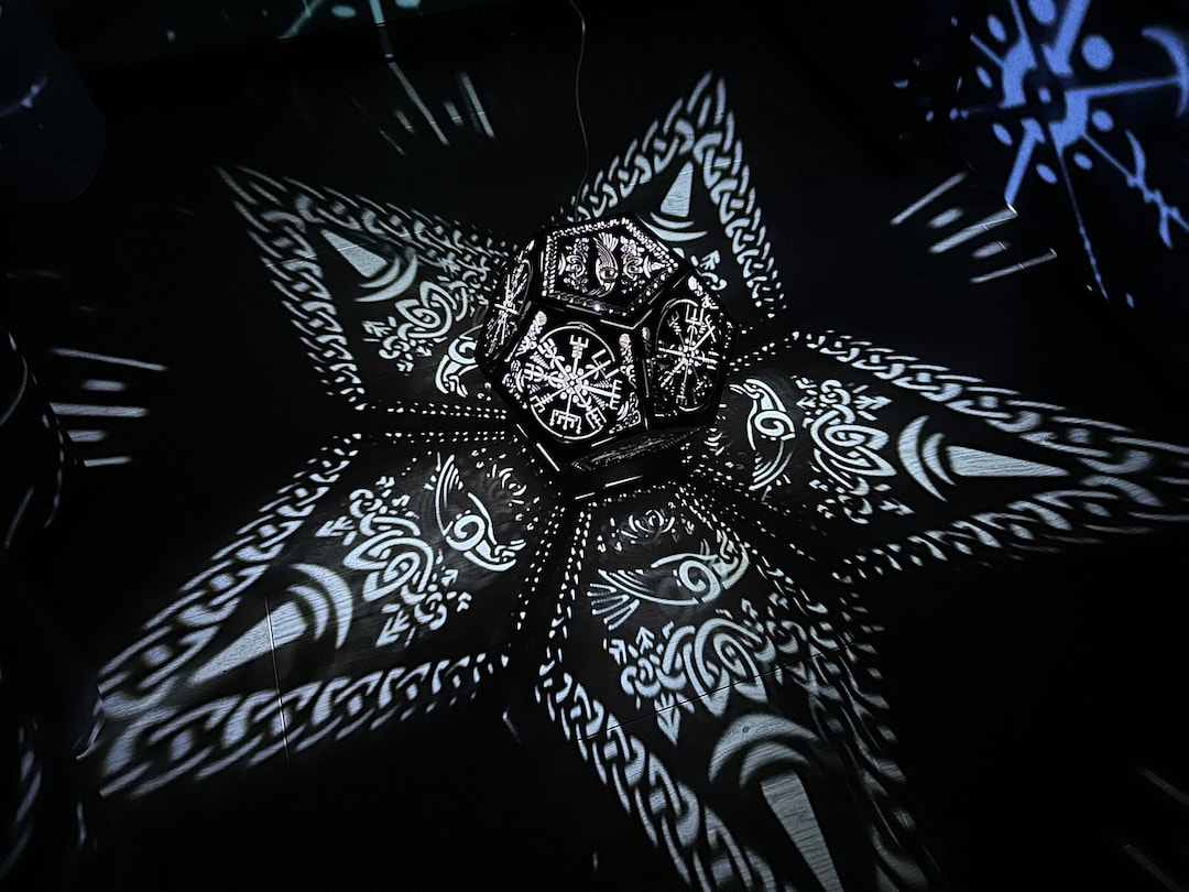 Vegvisir Shadow Lamp With Ravens, Viking Lamp, Geometric Lantern, Wood ...