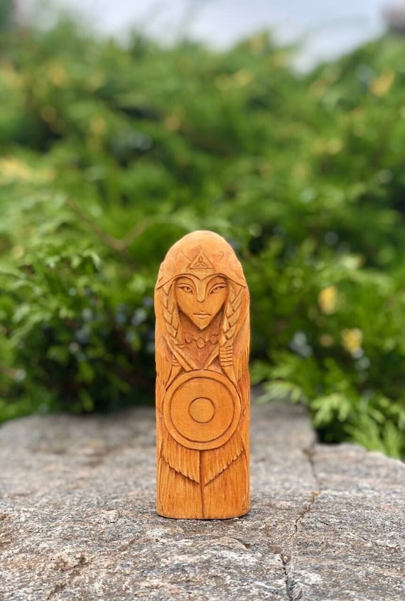 Viking statue Freyja Wooden statue Norse goddes statue Figurines ...