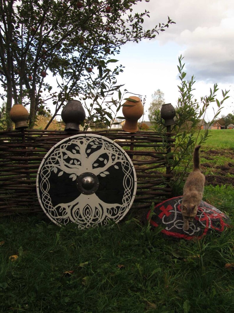 Yggdrasil Shield, Viking Battle Shield, Traditional Norse Battle Shield ...