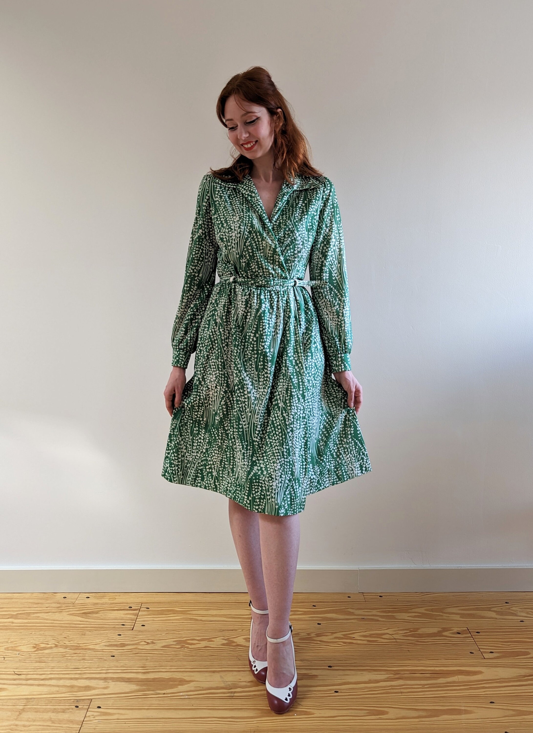 Green Grass Print 1970s Wrap Dress 70s Long Sleeve Green Dress Cross ...