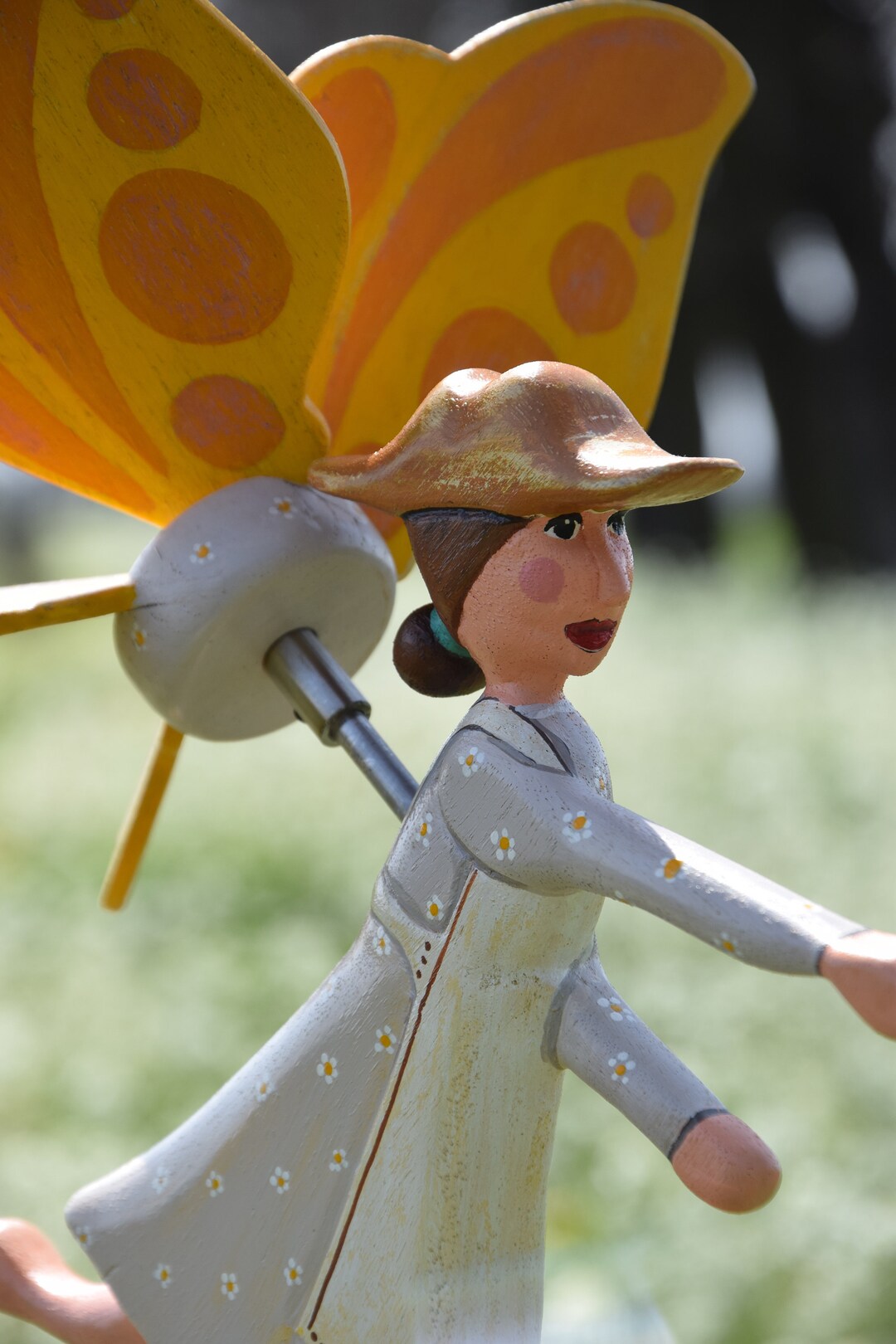 WHIRLIGIG ROSE Flower Gardener - Etsy