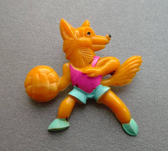 Fox vintage plastic funny badge Soviet-era, badge USS… - Gem