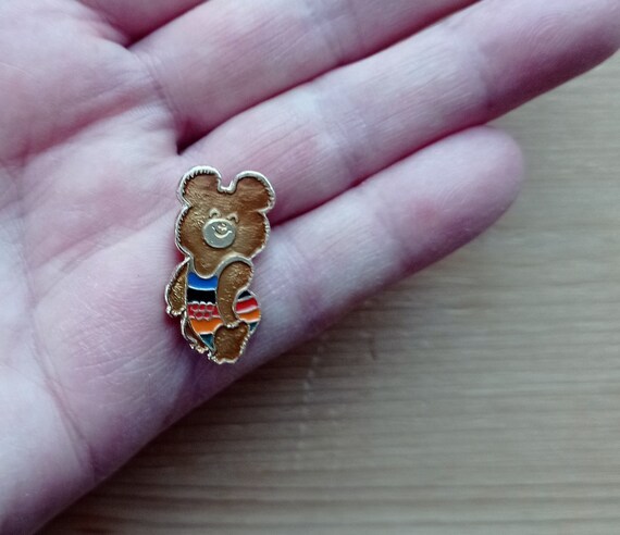 Olympic bear Vintage pin badge Olympics Moscow 1980 M… - Gem