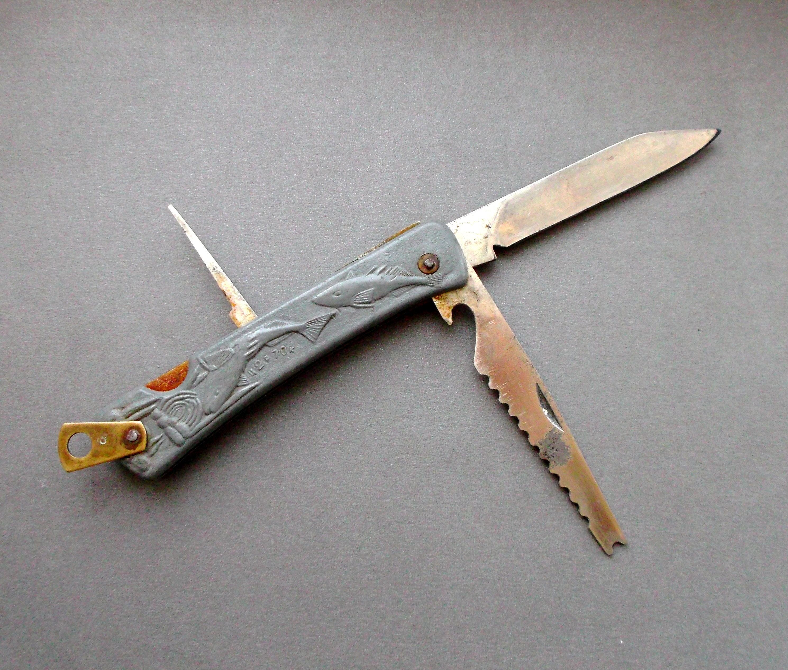 Russian Pocket Knives