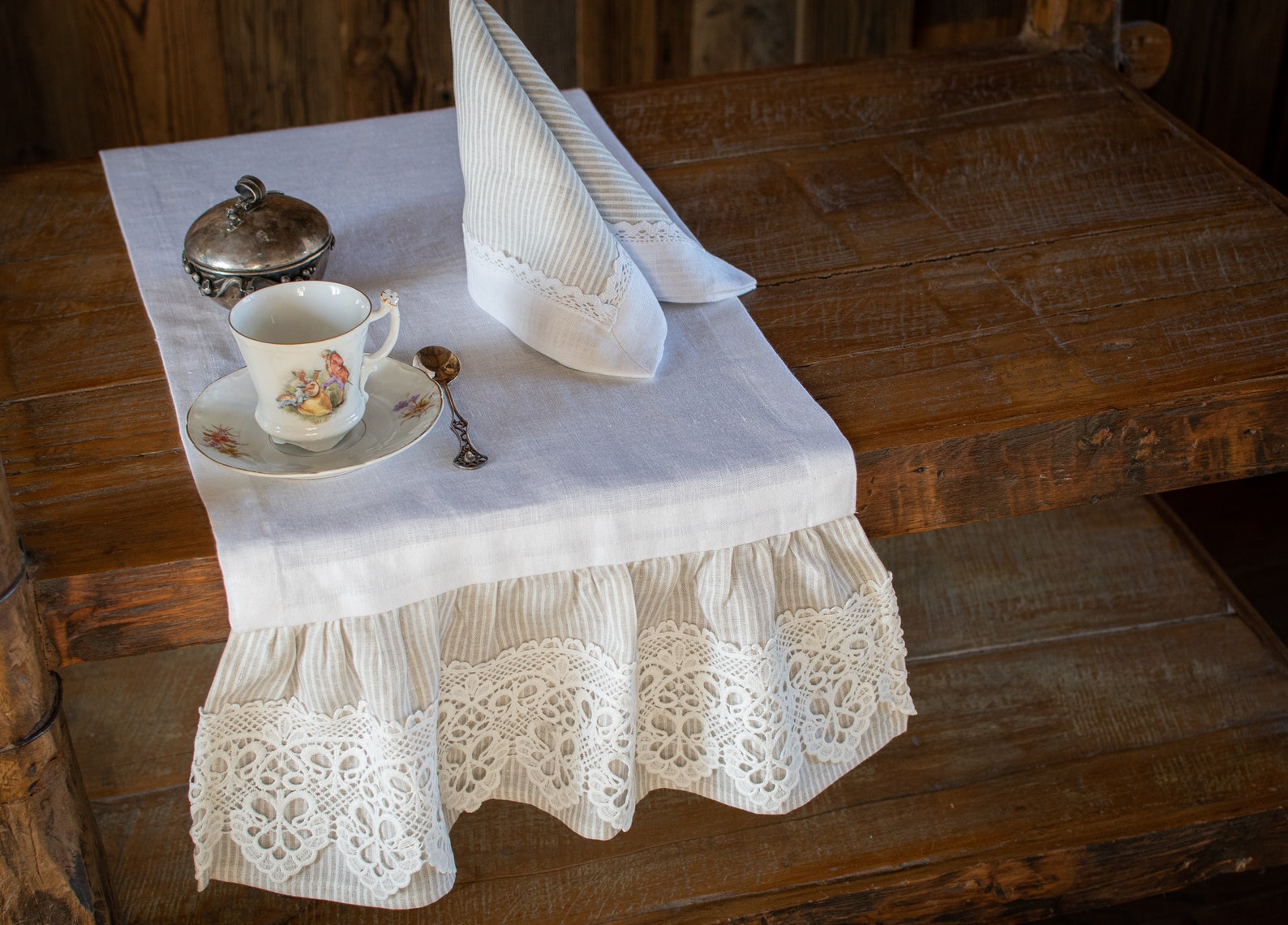 Romantic White Linen Table Runner With Ruffle and Wide Lace. - Etsy