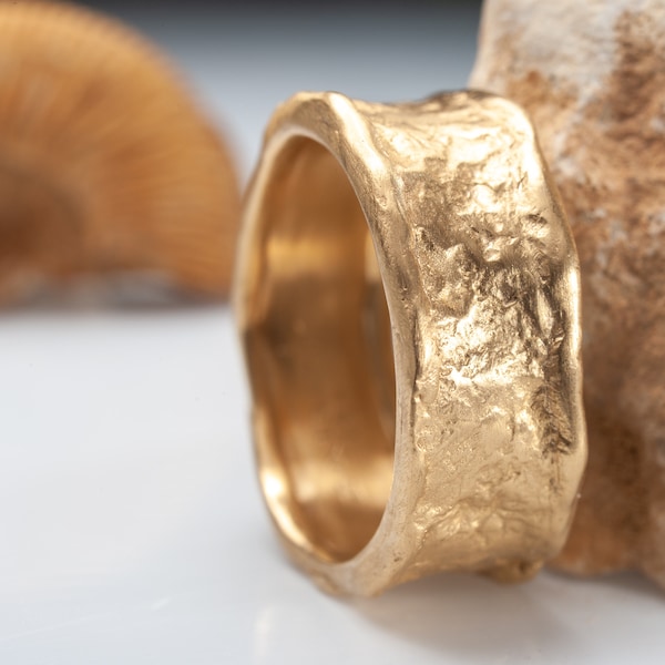 Wide Gold Ring - Etsy