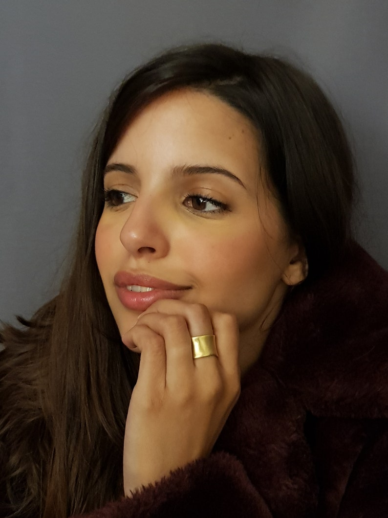 18k Unique Wide Wedding Band Thick Wedding Band Ring For | Etsy