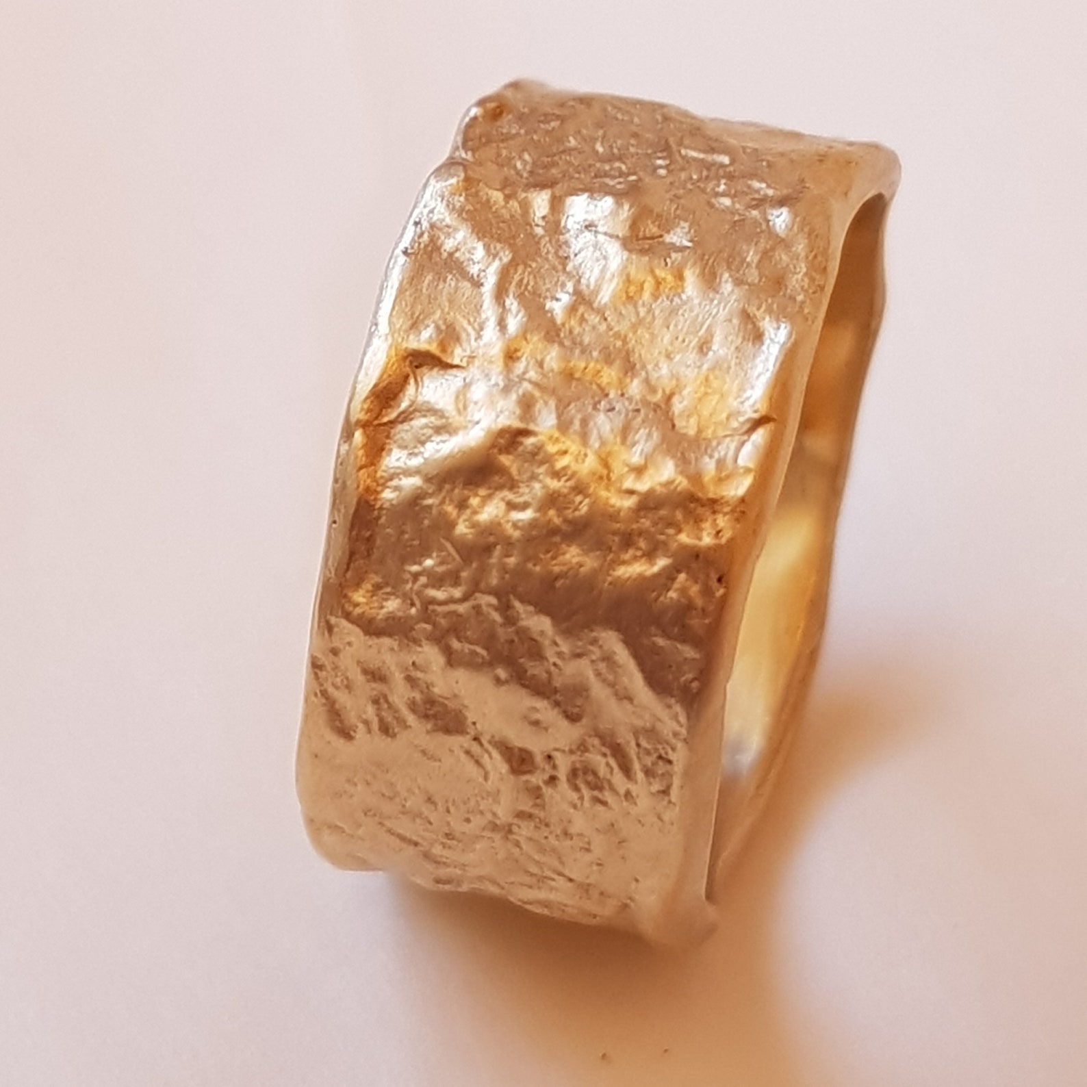 22k Matte Finish Gold Band Hammered and Textured Gold Wedding - Etsy