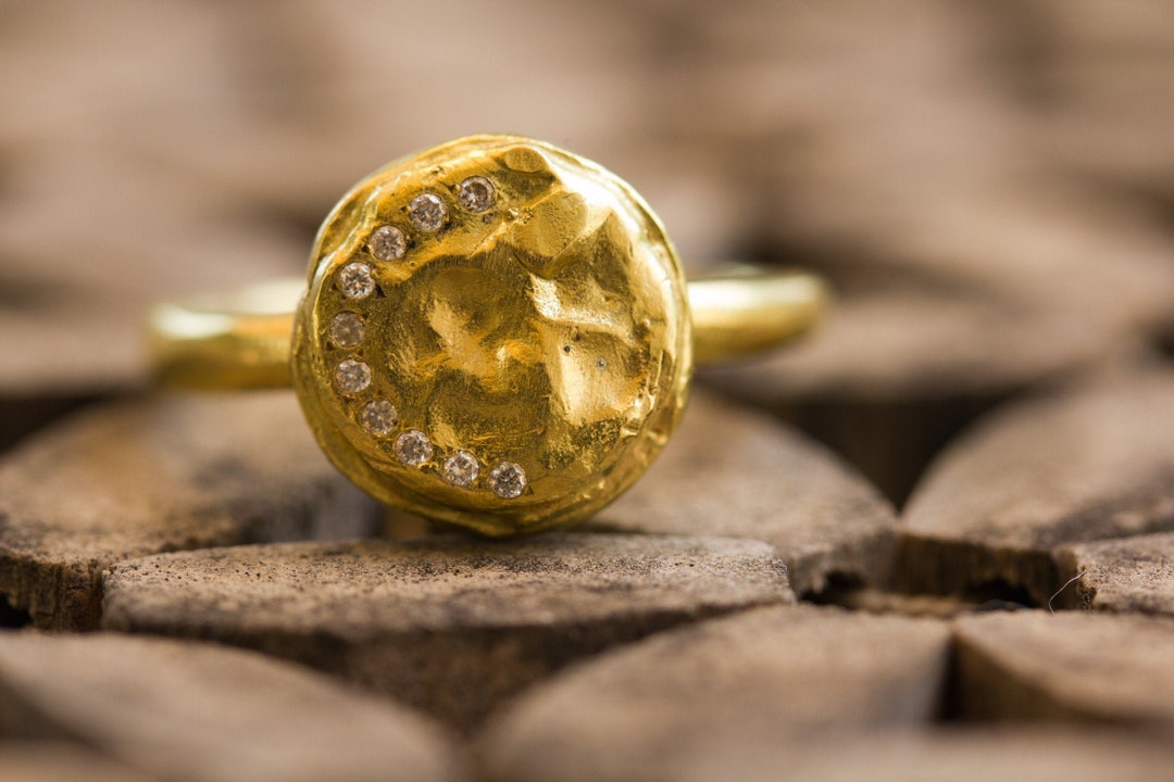 Antique Hammered Gold Diamond Engagement Ring, Rough Hammered Gold Ring ...