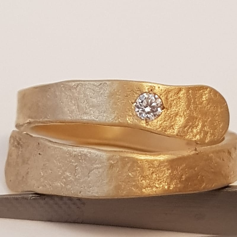 Modern Gold Ring - Etsy