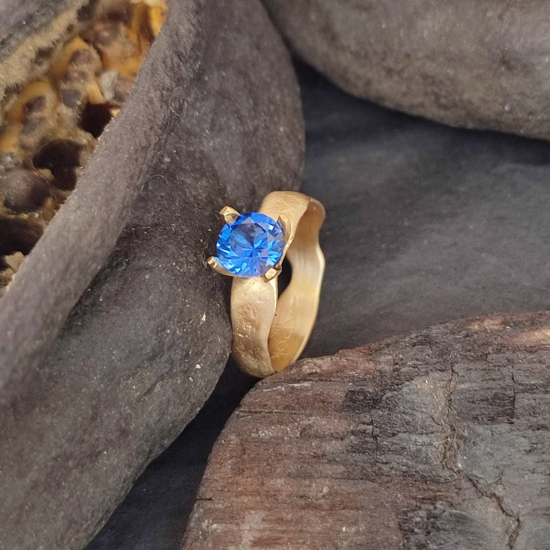 Women's Sapphire Ring, 18k Yellow Gold Dark Blue Sapphire Engagement Ring, Women's Blue Gemstone ...