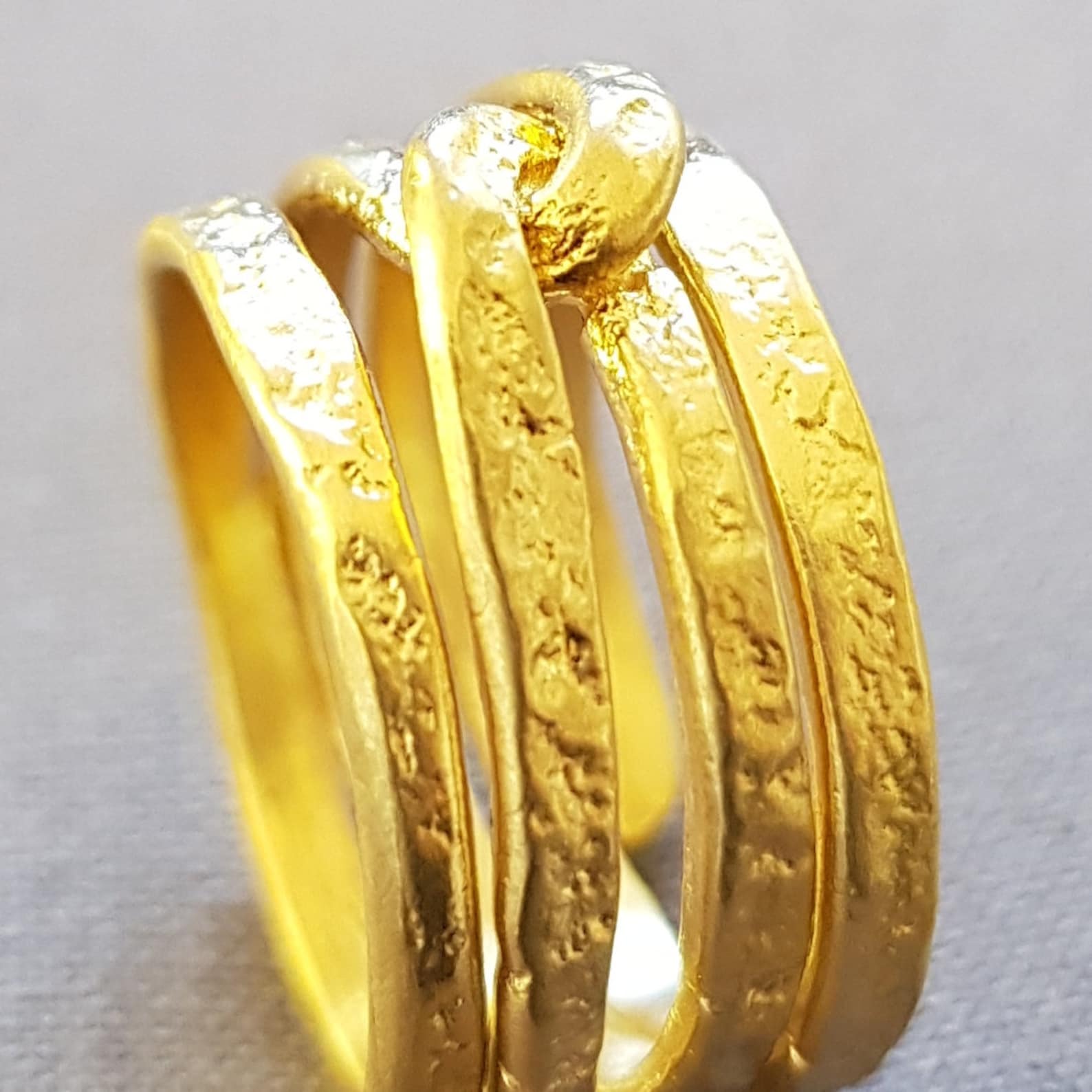Gold Hammered Wrap Ring for Women Unique Gold Wedding Band - Etsy