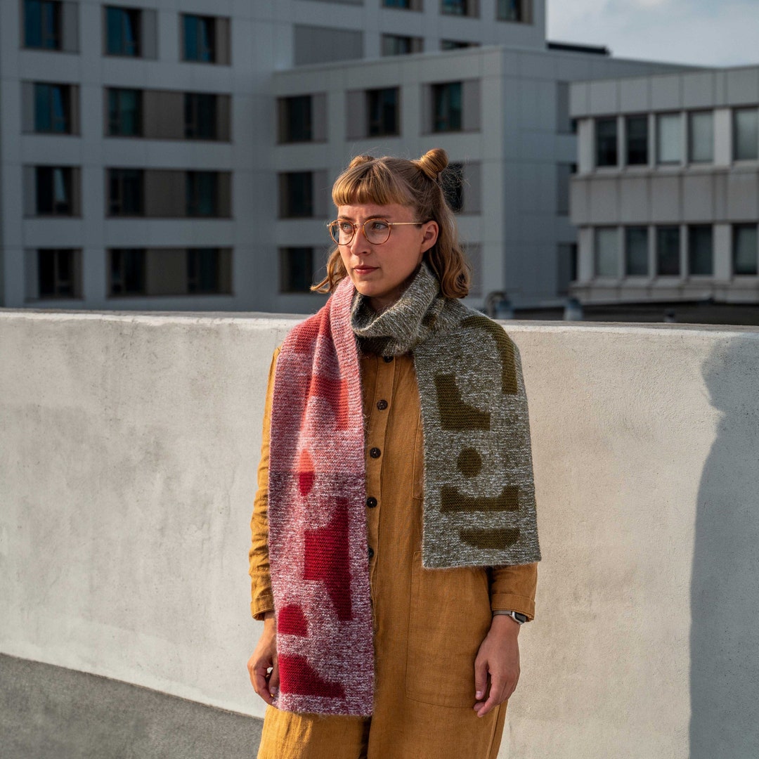 Knitting Pattern Snip Scarf With Abstract Shapes – English - Etsy