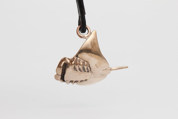 Manta Ray Bronze Mini Sculpture Keychain | Etsy