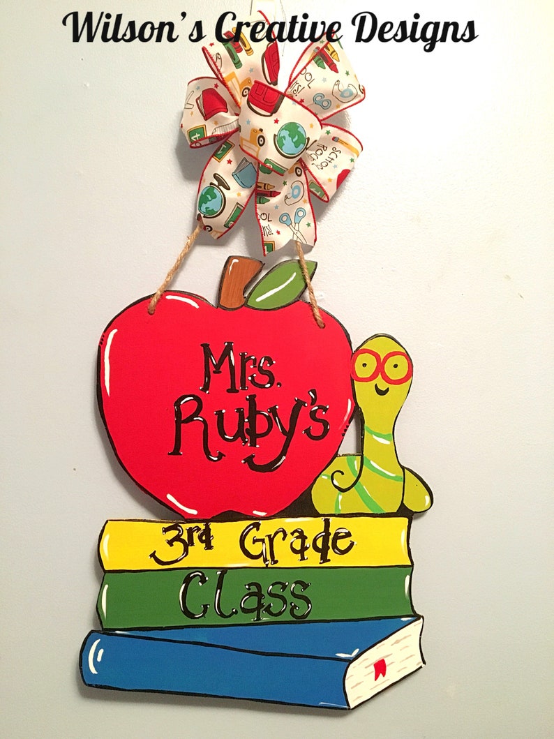 Teacher Door Hanger Back to School Door Hanger Bookworm Door - Etsy