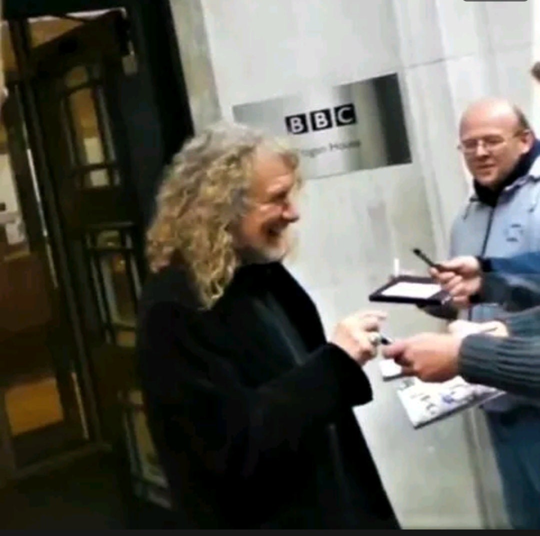 Led Zeppelin Robert Plant Hand Signed Photo With Certificate of ...