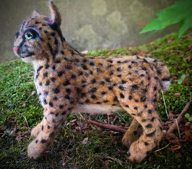 Felted Bobcat, Wool Sculpted Bobcat, Bobcat Art, Bobcat Ornament, Red ...