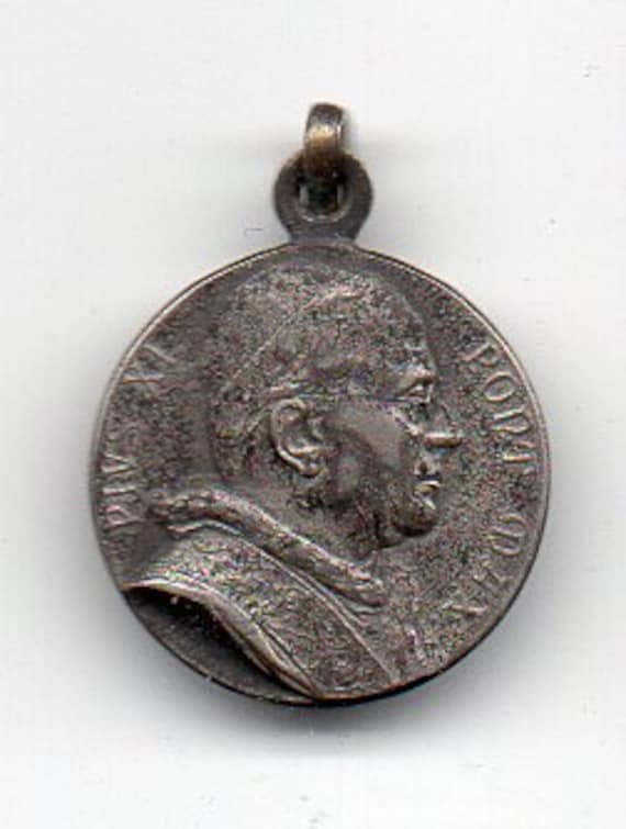 vintage medal pope pius - Gem