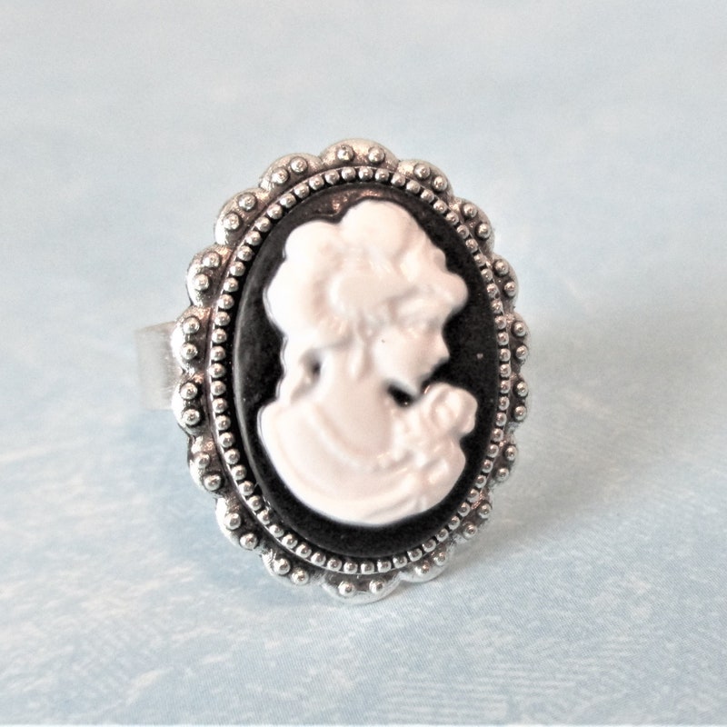 Antique Cameo Ring - Etsy